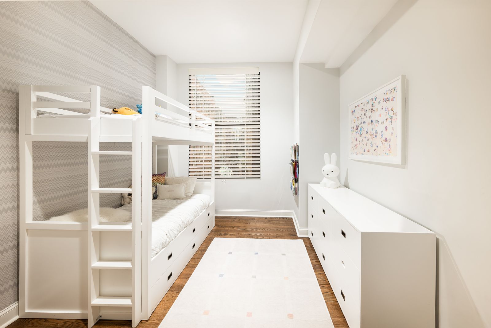 Photo 8 of 9 in Raw Charm Meets Modern Edge in this Tribeca loft by ...