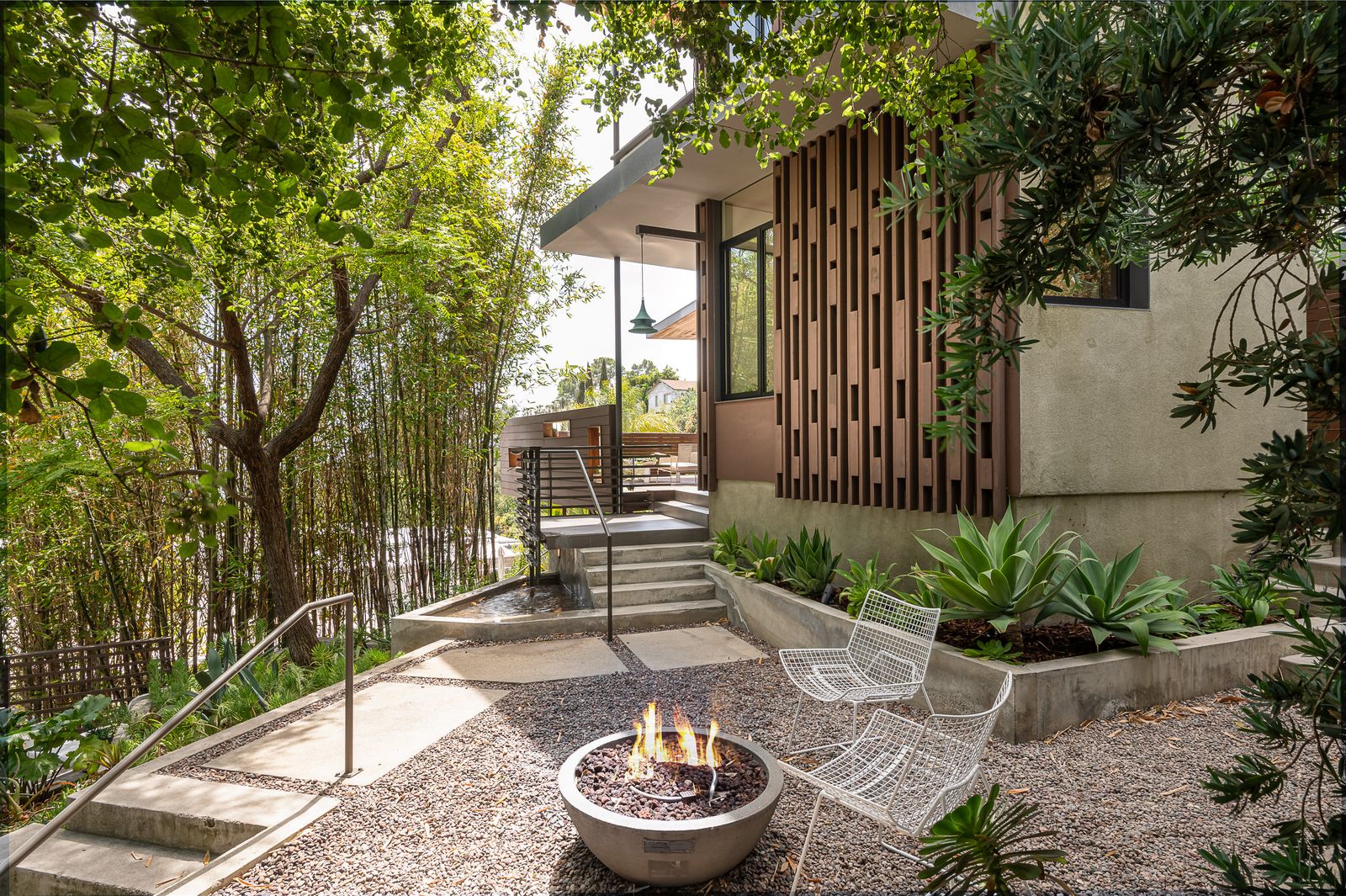 Photo 6 of 46 in The Redcliff House by Victoria Massengale - Dwell