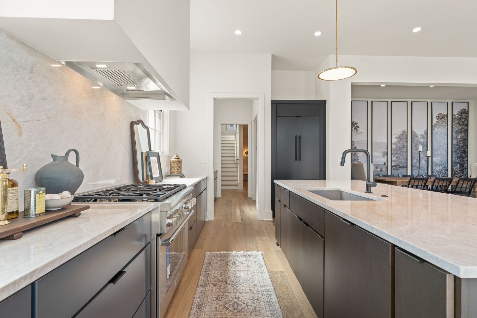 Photo 19 of 20 in Beverly Model by Cole Neely - Dwell