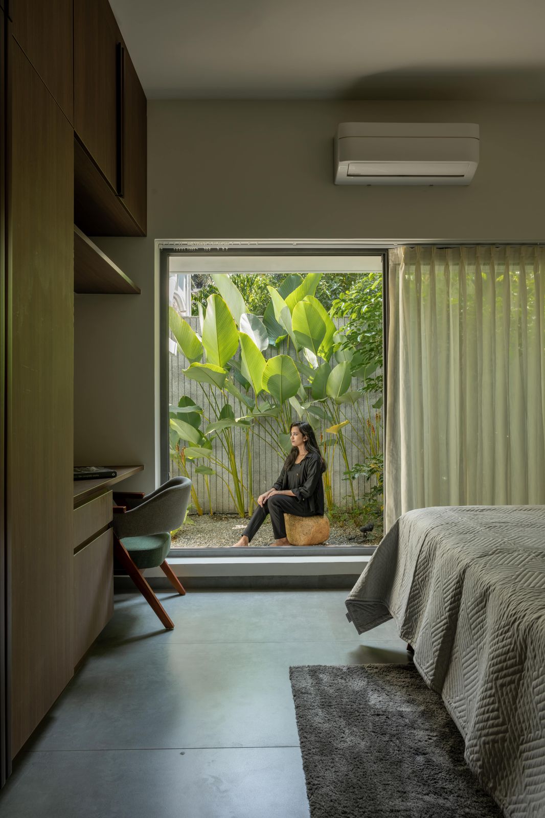 Photo 3 of 17 in A LINE HOUSE by i2a architects studio - Dwell