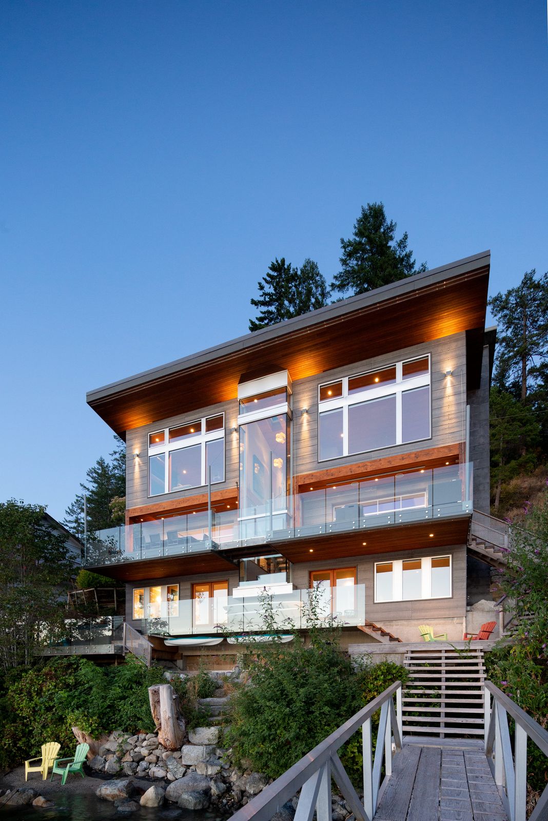 Photo 5 of 10 in Villa Vertigo by Synthesis Design - Dwell