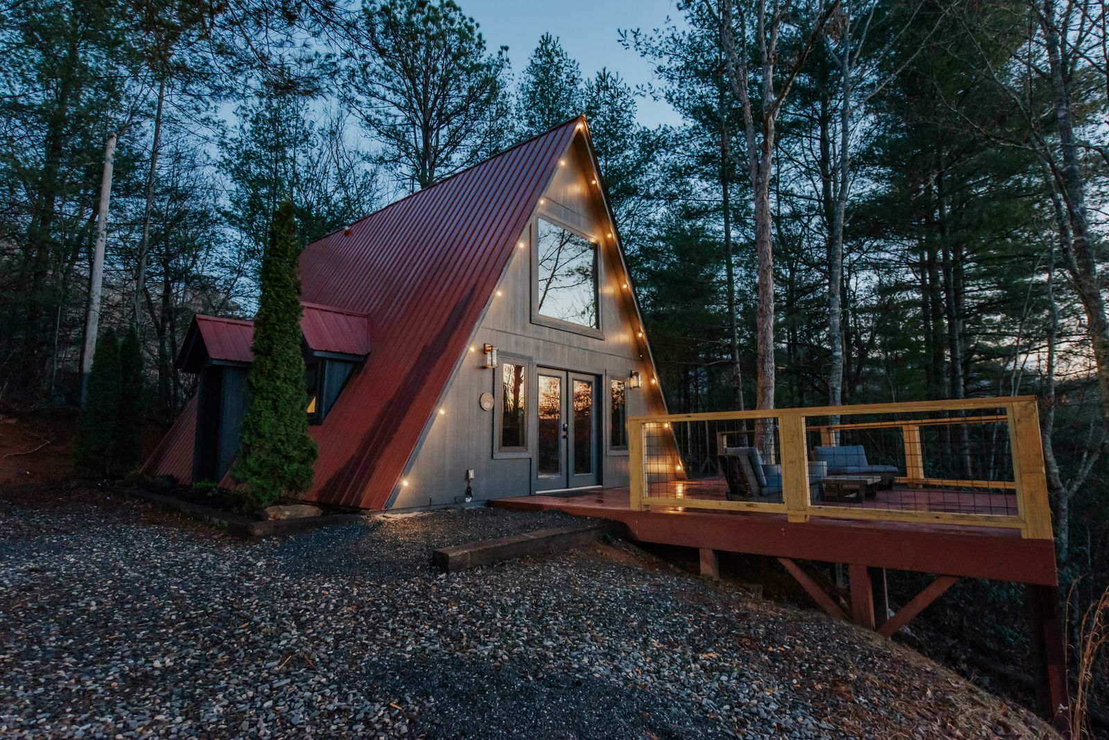 Photo 19 of 36 in The Red Shed A-Frame by Parklin Interiors - Dwell