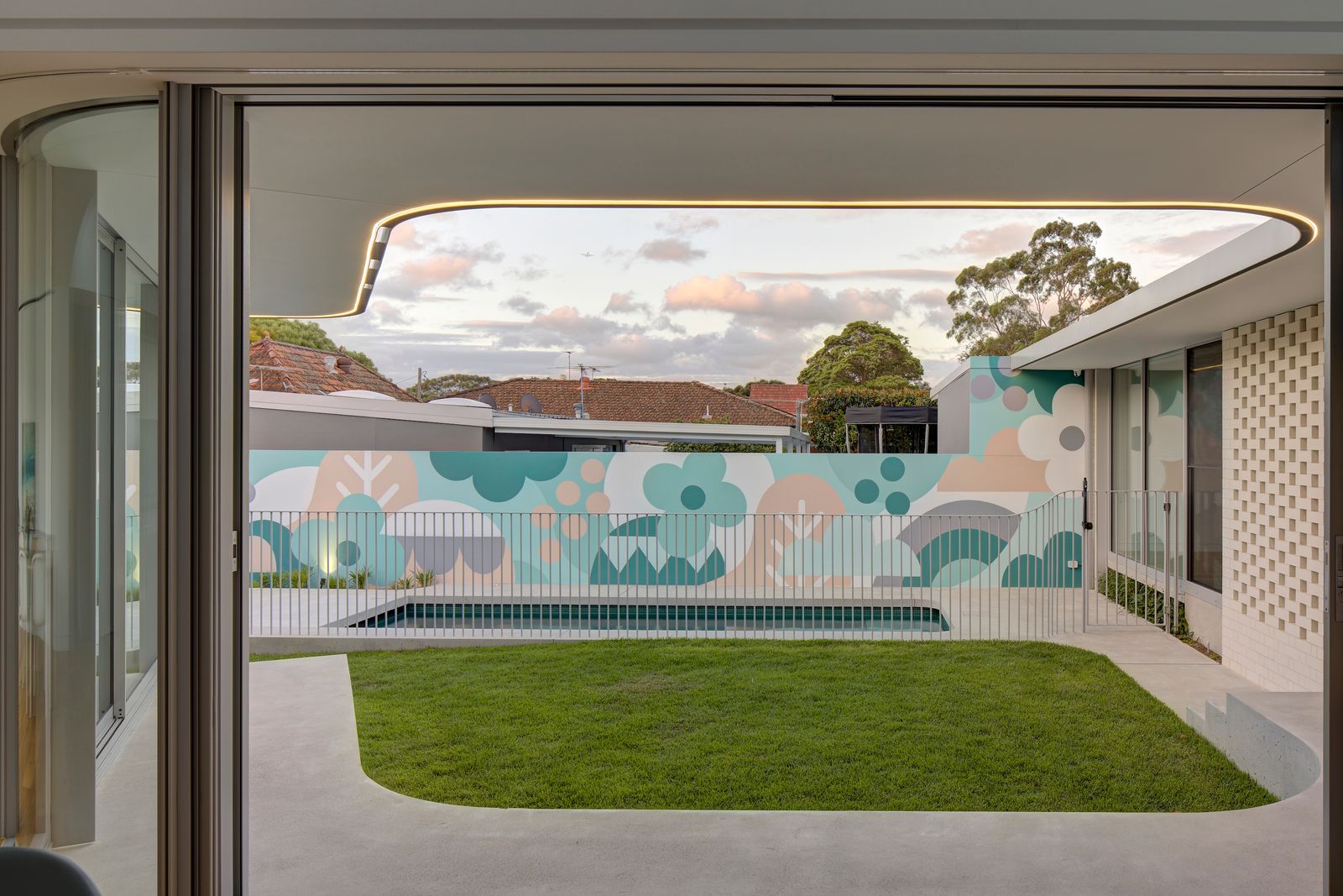 Photo 10 of 18 in Stanmore House Sam Crawford Architects by jane silversmith - Dwell