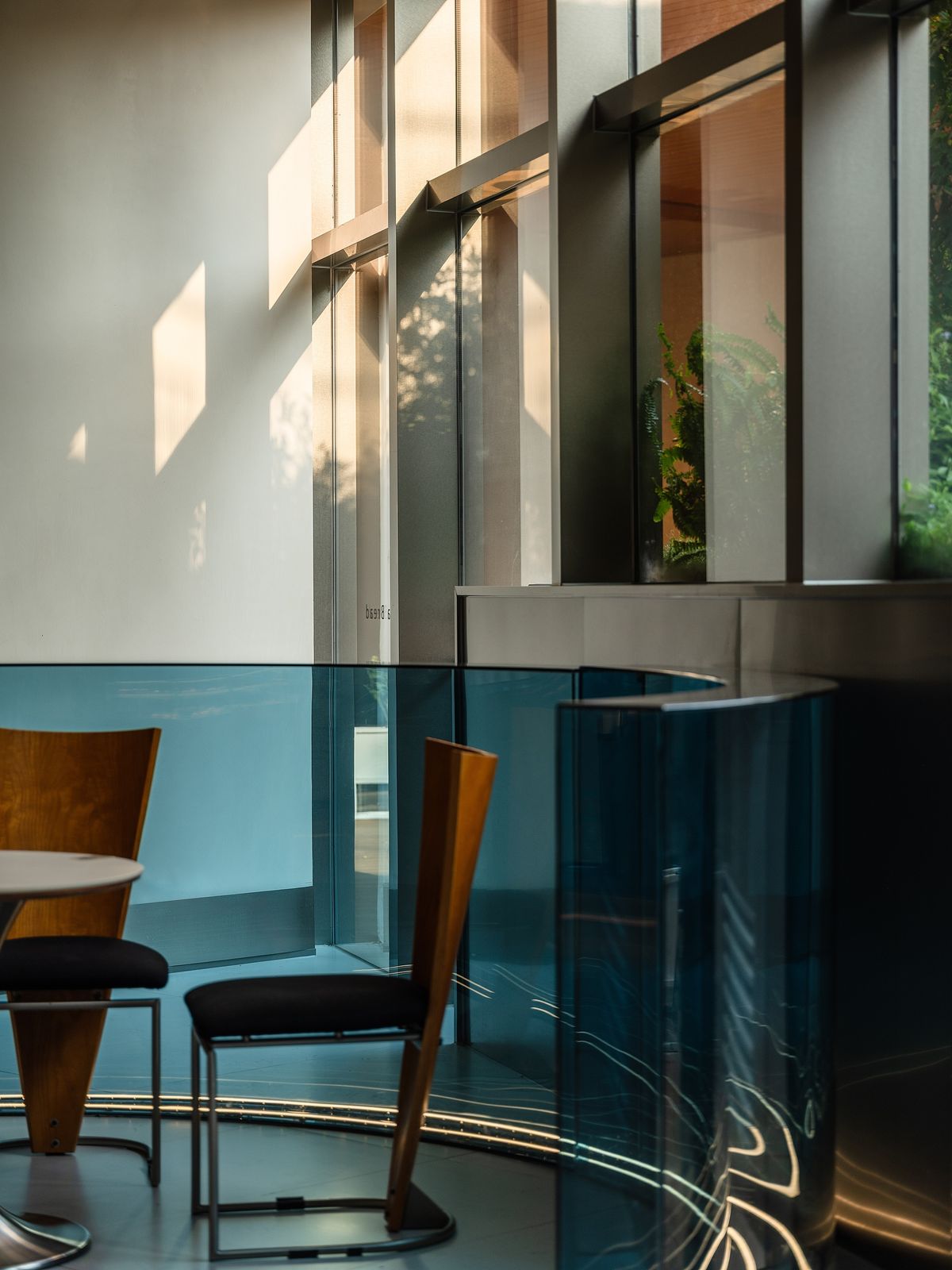 Photo 12 of 21 in Sikena Bread by Zuo Shan You Chuan Architecture ...